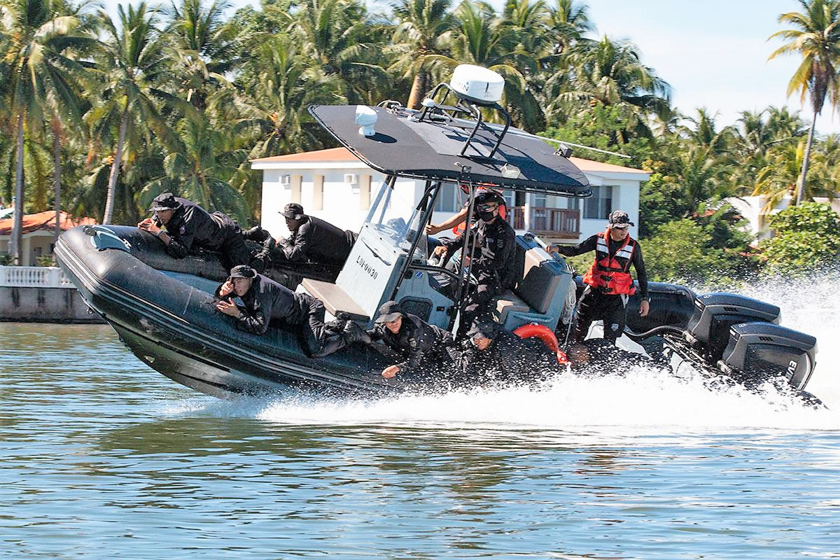 Salvadoran Coast Guard and Aerial and Maritime Police – Small Arms ...