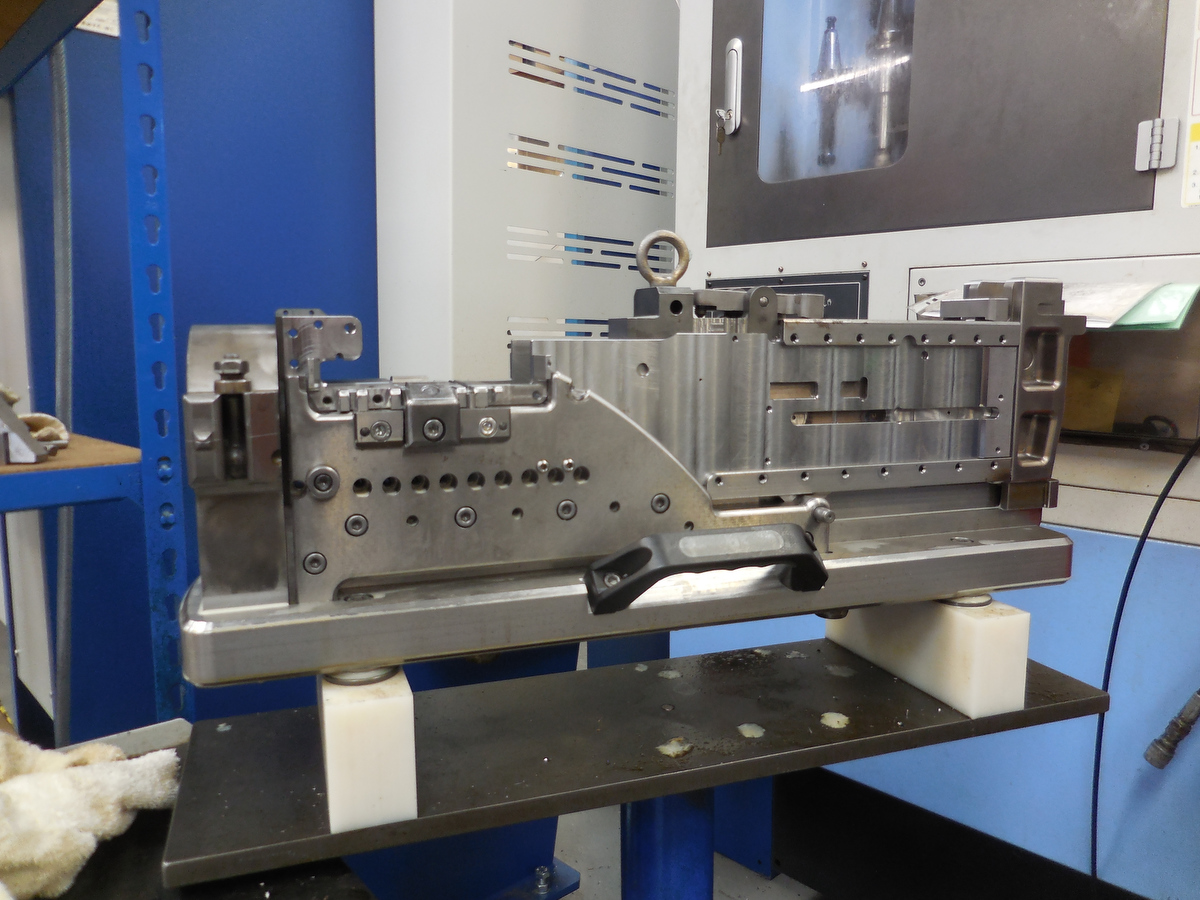 Visiting FNH U.K. and Getting Hands-on With the Ultralight Evolys ...