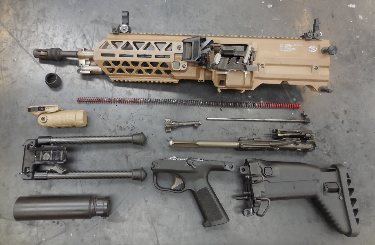 Visiting FNH U.K. and Getting Hands-on With the Ultralight Evolys Machine Gun – Small Arms ...